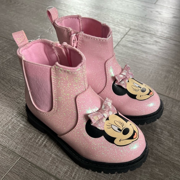 Disney | Shoes | Disney Junior Minnie Mouse Sparkling Pink Boots Size 7 ...